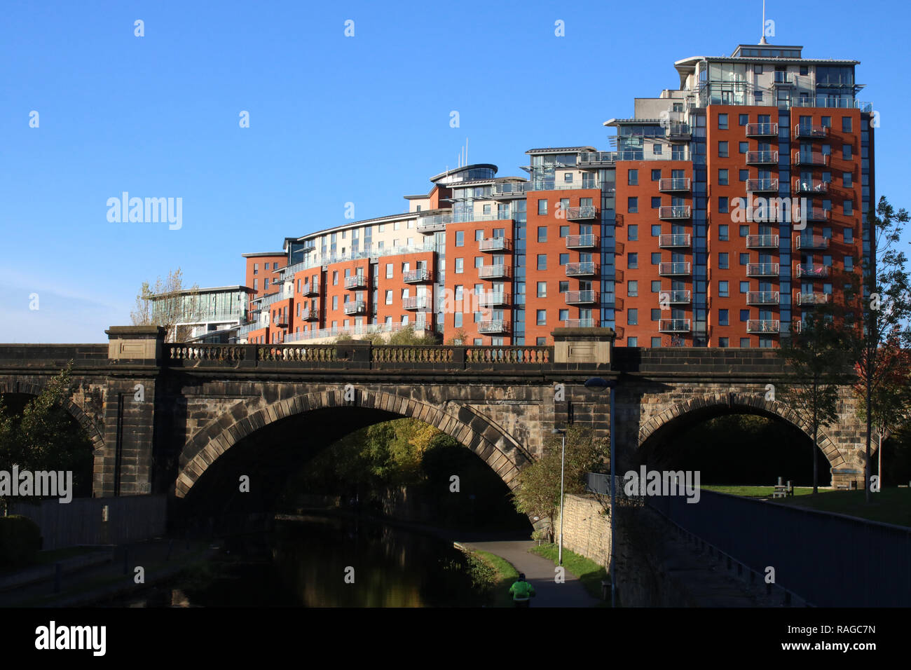 Holbeck viaduct hi-res stock photography and images - Alamy