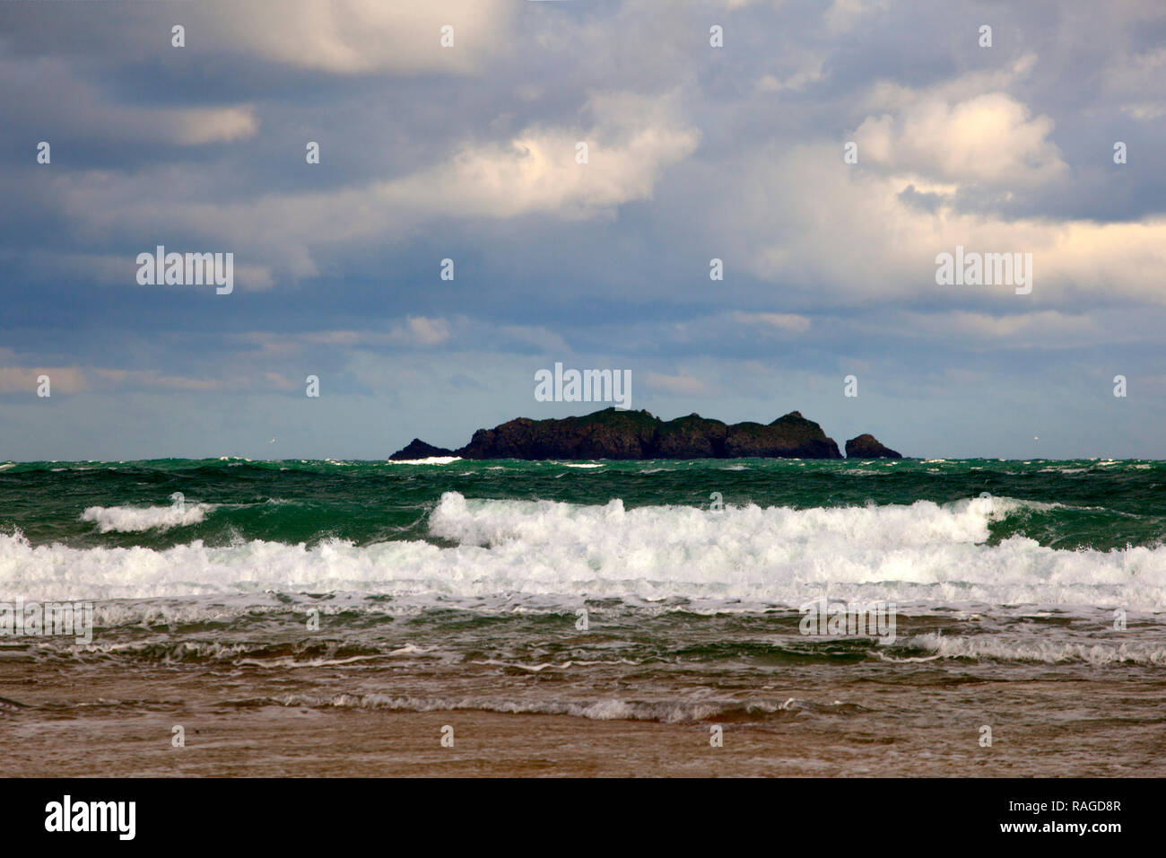Gulland rock north cornwall hi-res stock photography and images - Alamy