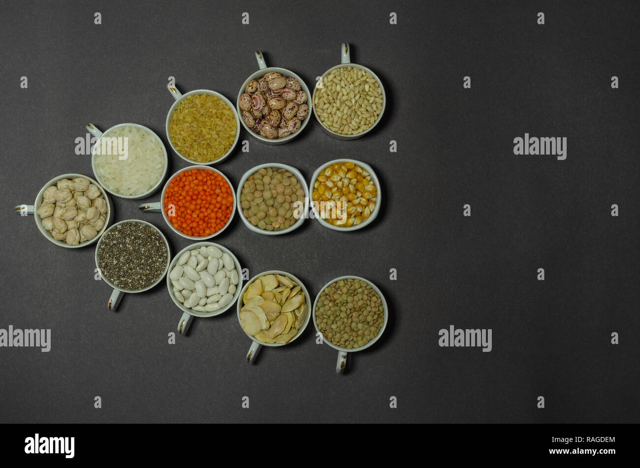 Lentils legumes pea hi-res stock photography and images - Alamy