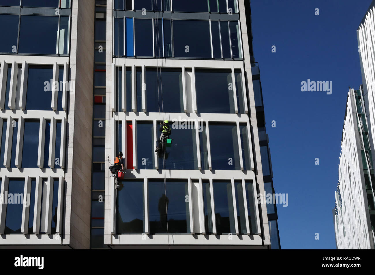 Windows outside people hi-res stock photography and images - Alamy