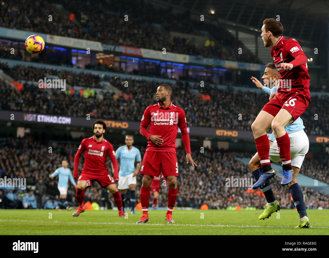 Plays ball across goal hi-res stock photography and images - Alamy