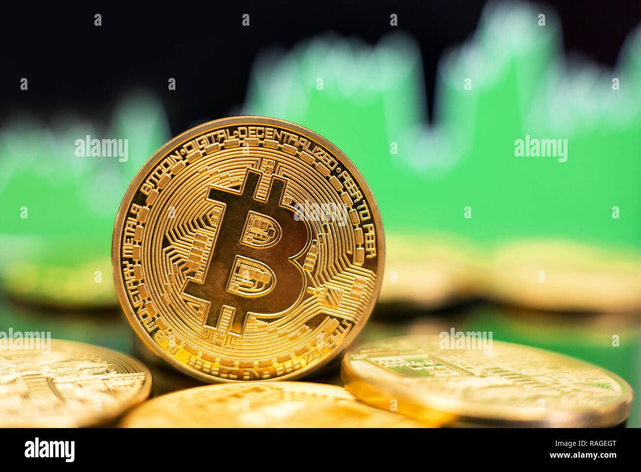 Price rise chart hi-res stock photography and images - Alamy