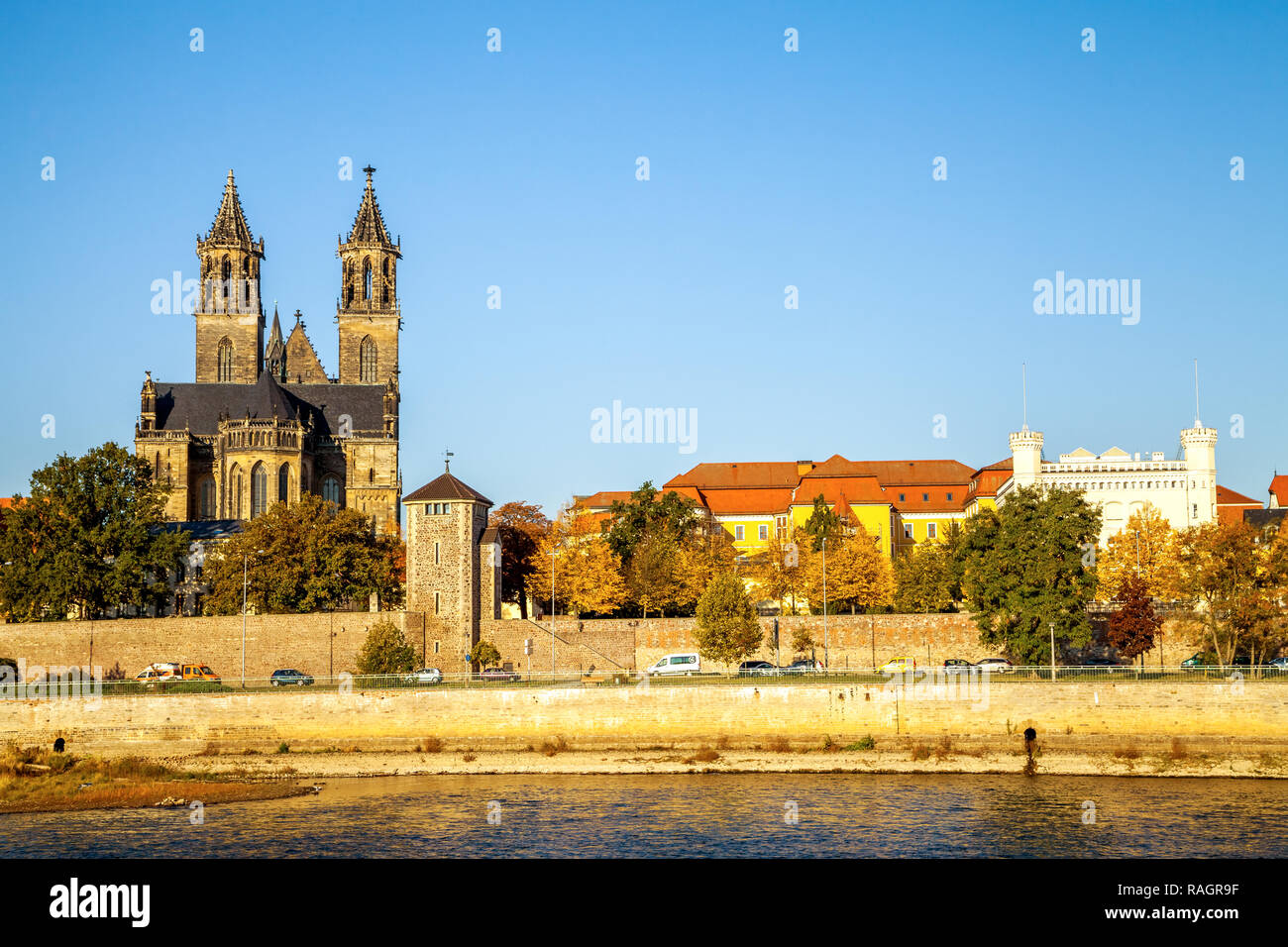 Magdeburg cathedral on river elbe hi-res stock photography and images ...