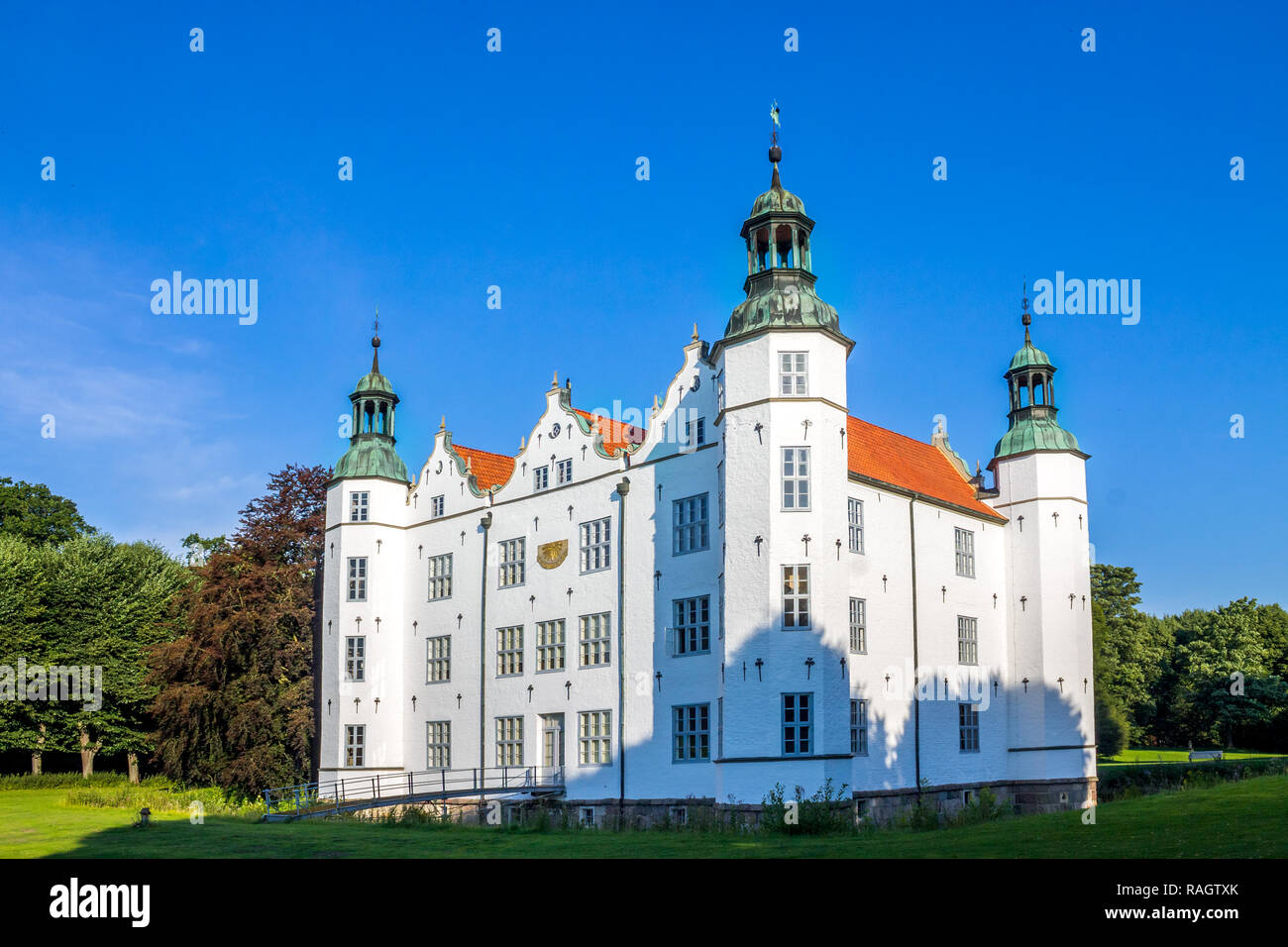 Ahrensburg castle mansion hi-res stock photography and images - Alamy