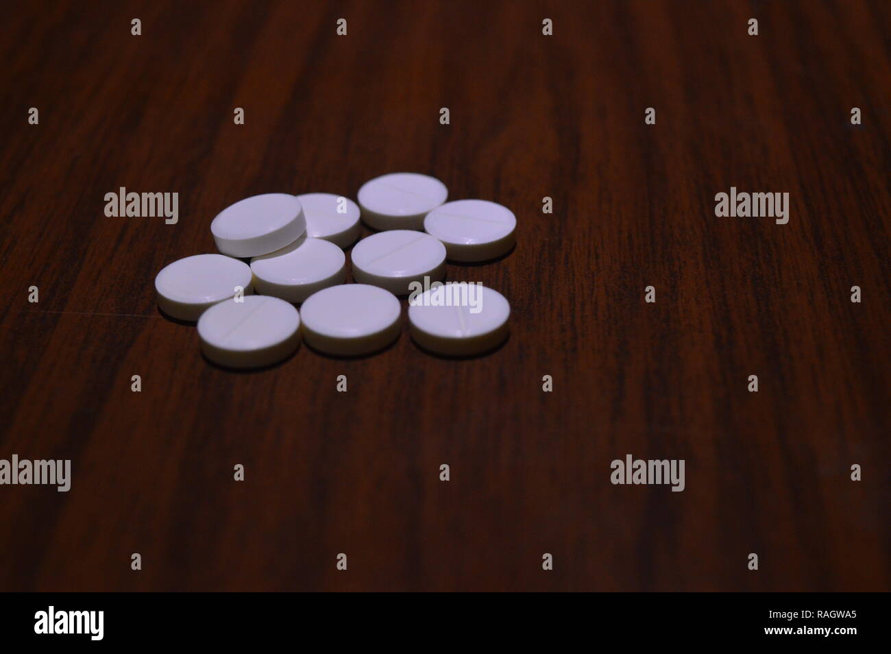 Enteric coated pill hi-res stock photography and images - Alamy