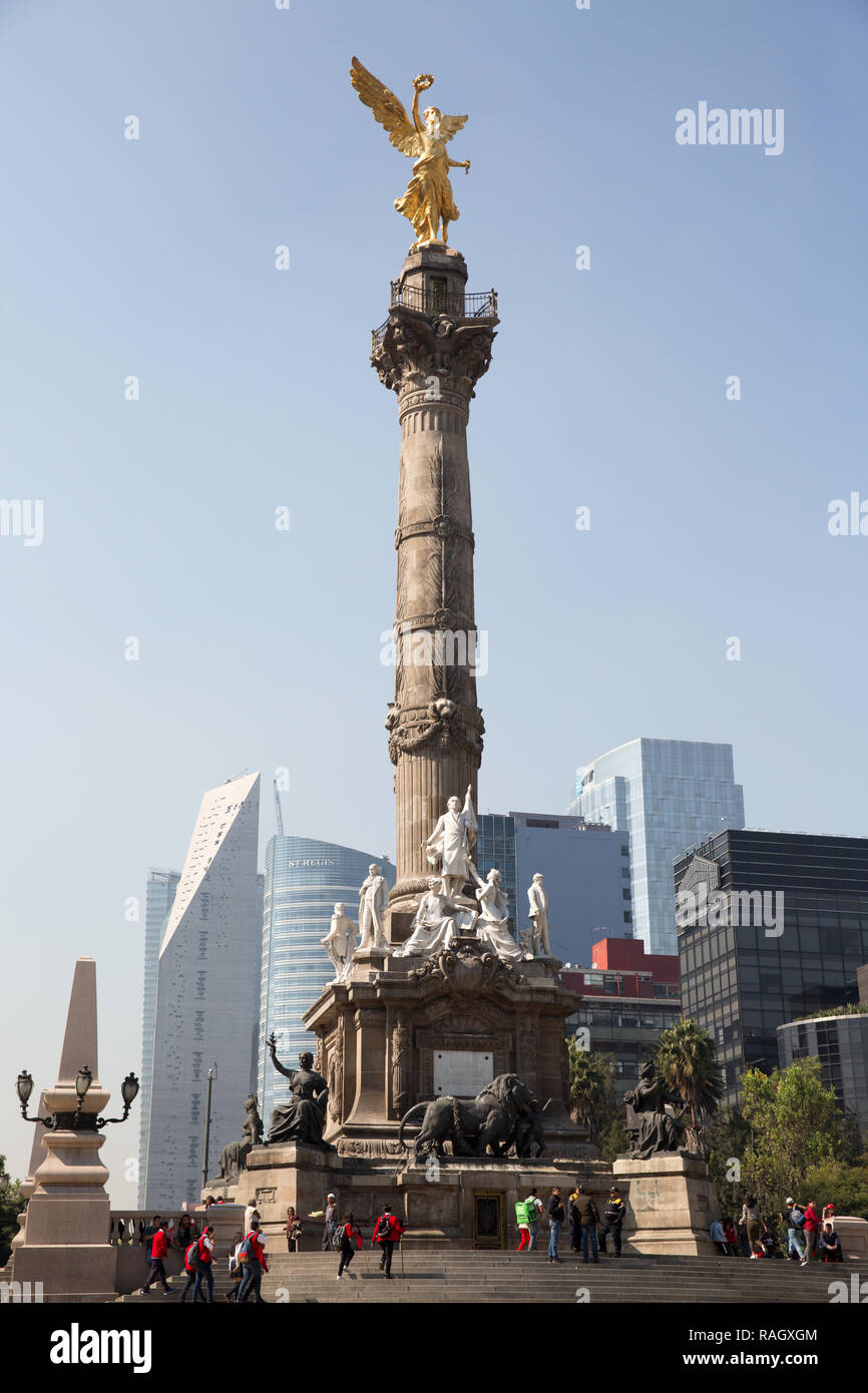 Monumento a la independencia mexico hi-res stock photography and images ...