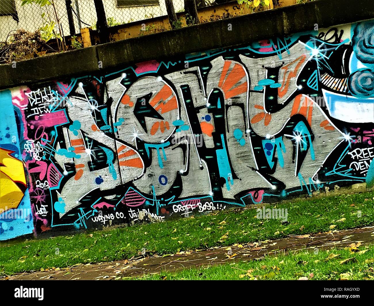 Detroit Urban Graffiti Stock Photo - Alamy