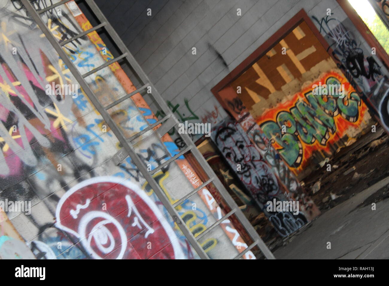 Detroit Urban Graffiti Stock Photo - Alamy