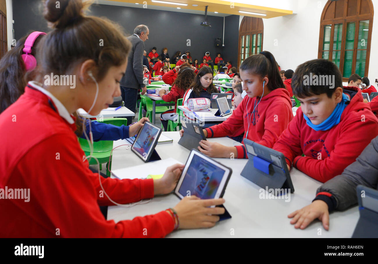Student Spain School Classroom High Resolution Stock Photography and ...