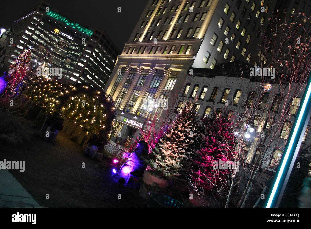 Detroit book tower hi-res stock photography and images - Alamy