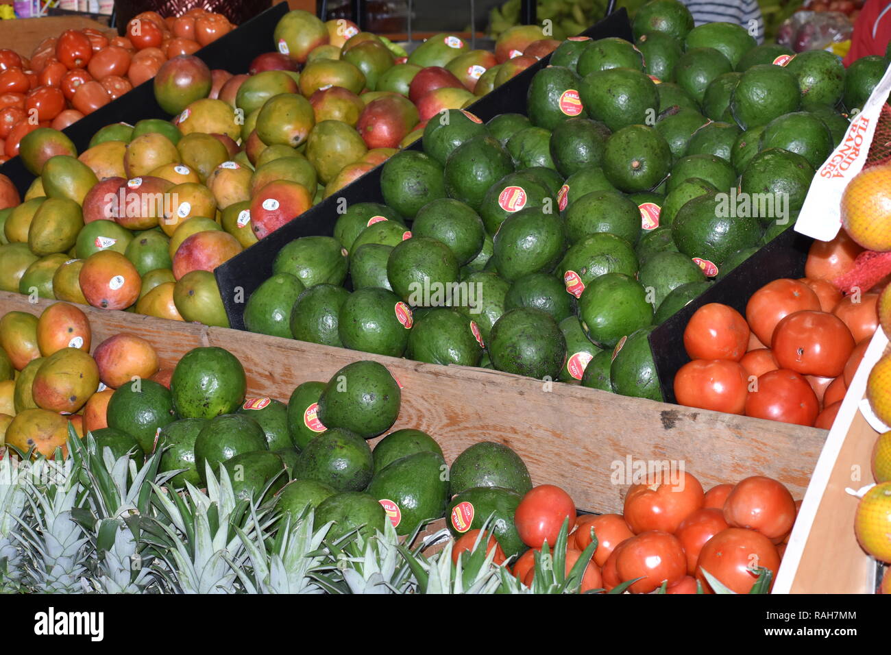 Mexican grocery store hi-res stock photography and images - Alamy