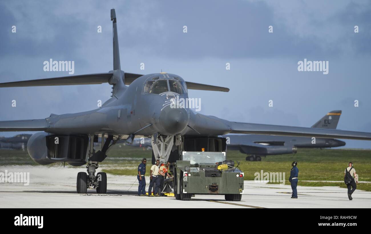 A U.S. Air Force B-1B Lancer assigned to the 9th Expeditionary Bomb ...