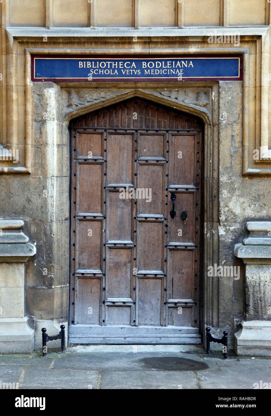 Entrance of bodleian library hi-res stock photography and images - Alamy