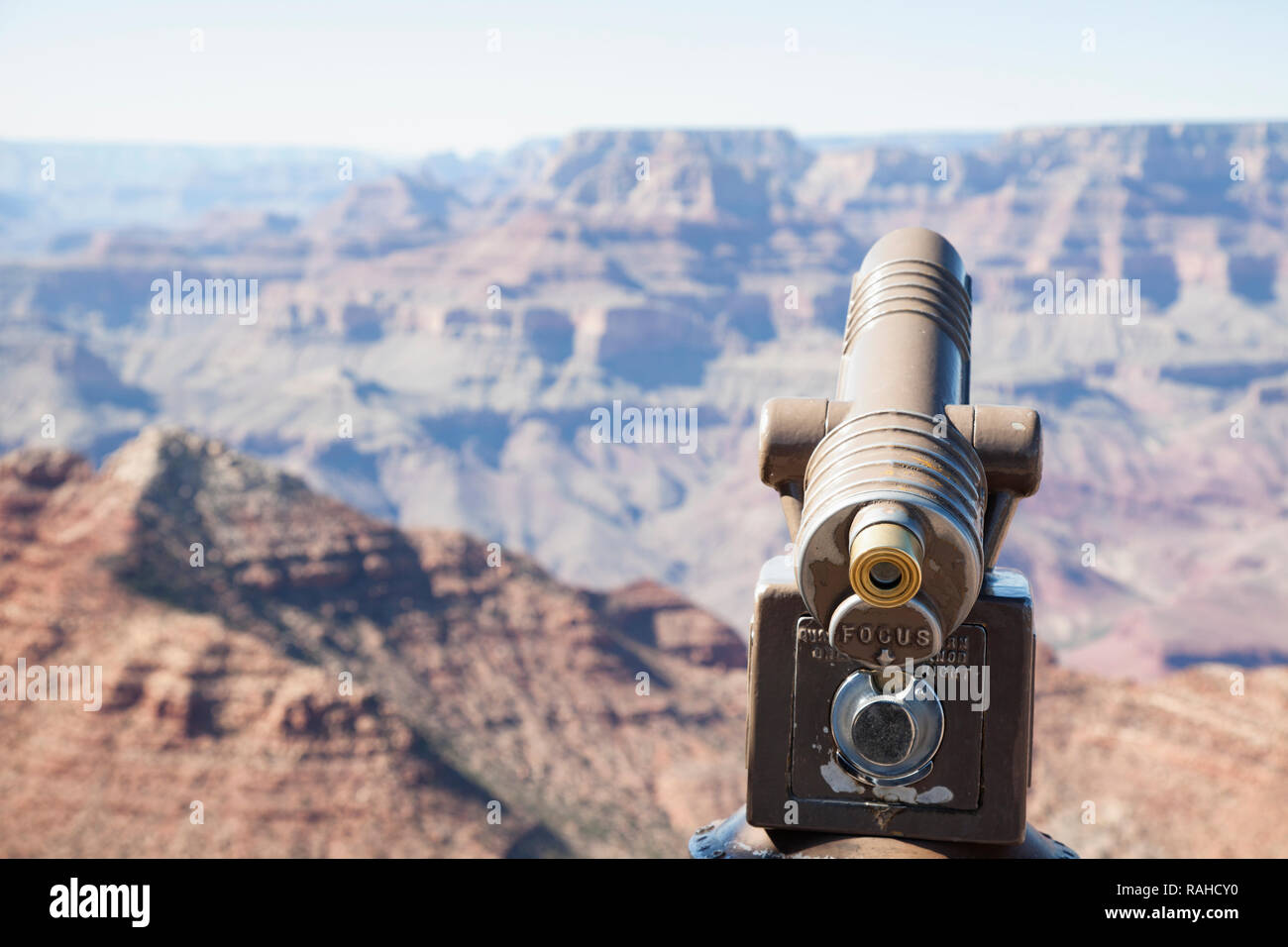 Periscope hi-res stock photography and images - Alamy