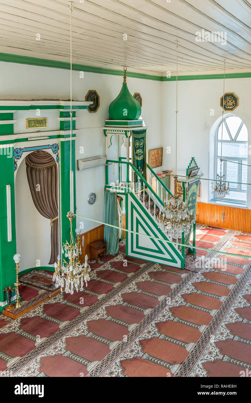 Interior of the Hamin-i-Awwal Mosque in Anadolu Feneri, Istanbul ...