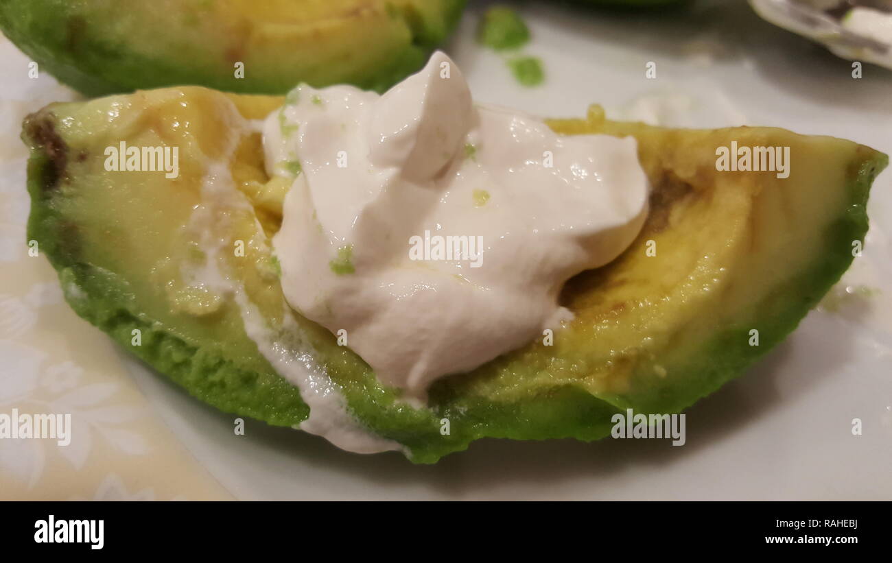 Kuwait street hi-res stock photography and images - Alamy