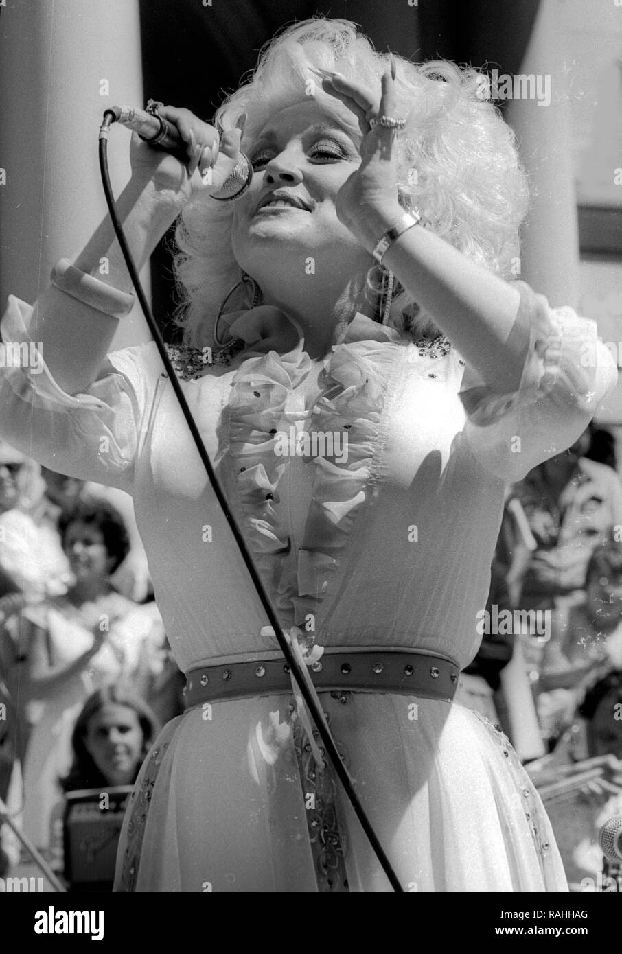 Dolly Parton 1978 Photo By Adam Scull/PHOTOlink/MediaPunch Stock Photo ...
