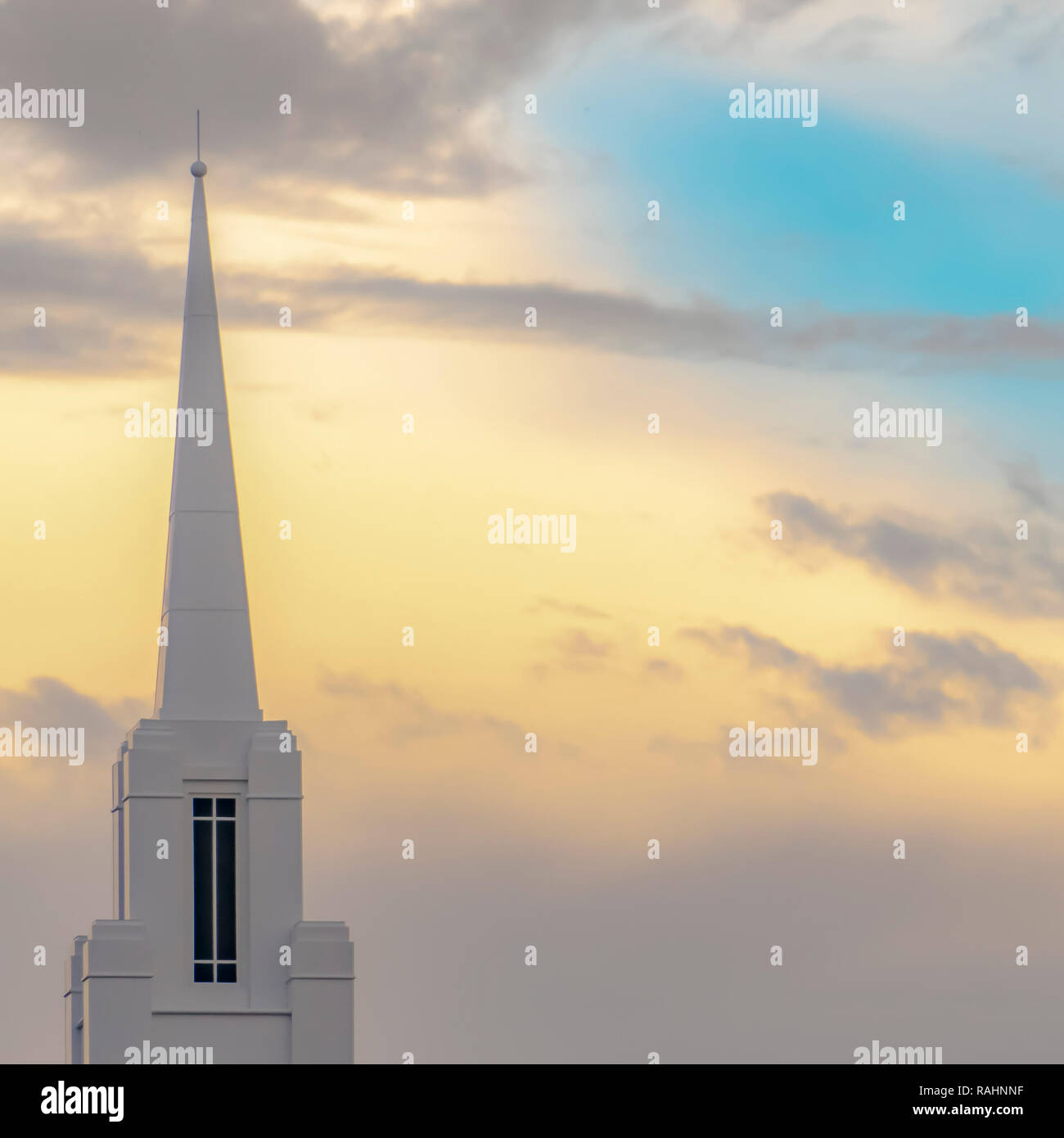 Lds chapel hi-res stock photography and images - Alamy
