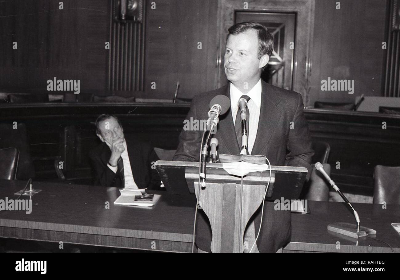 MAN AT THE PODIUM GIVING A SPEECH Stock Photo - Alamy