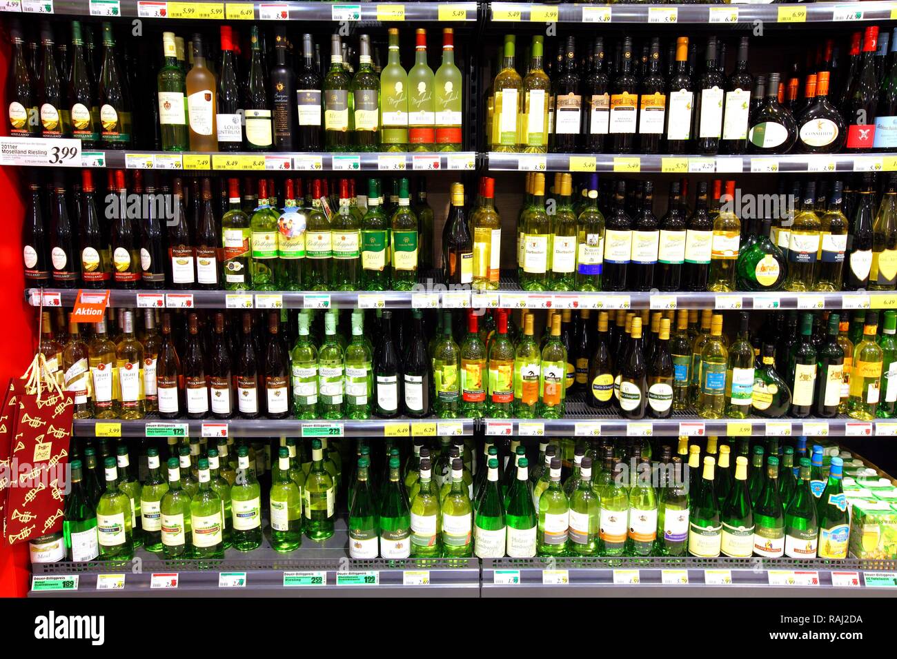 Beverage section, white wine, shelves, self-service Stock Photo - Alamy