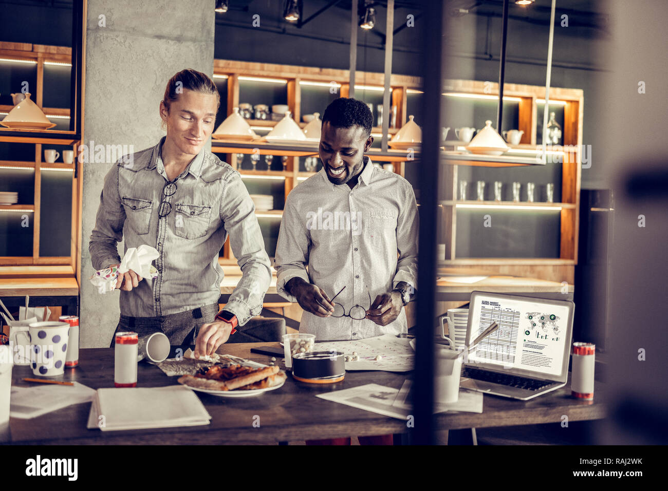 Italian workplace hi-res stock photography and images - Alamy