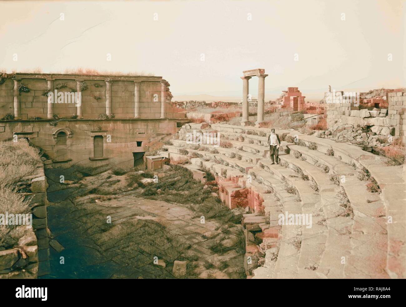 Jebel el-Druze & Hauran. Basra Eski Sham. The Roman theatre within the ...