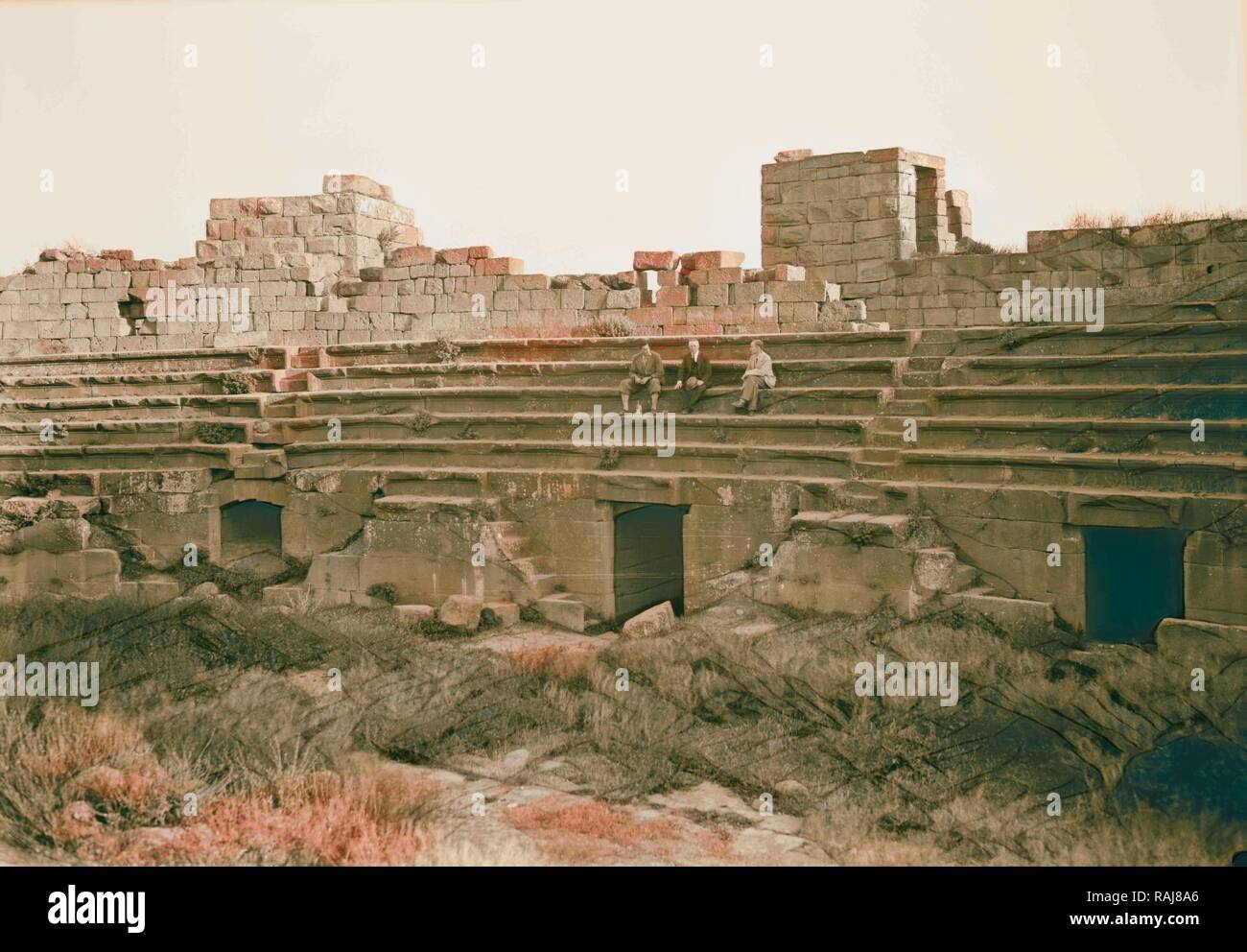 Jebel el-Druze & Hauran. Basra Eski Sham. The Roman theatre within the ...