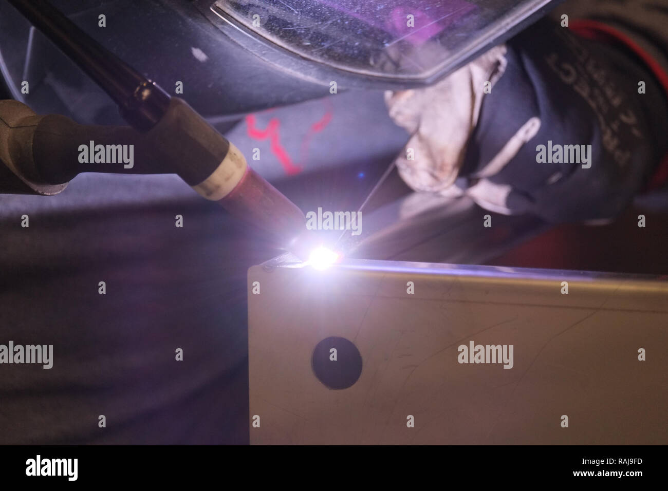 Safety welding hi-res stock photography and images - Alamy