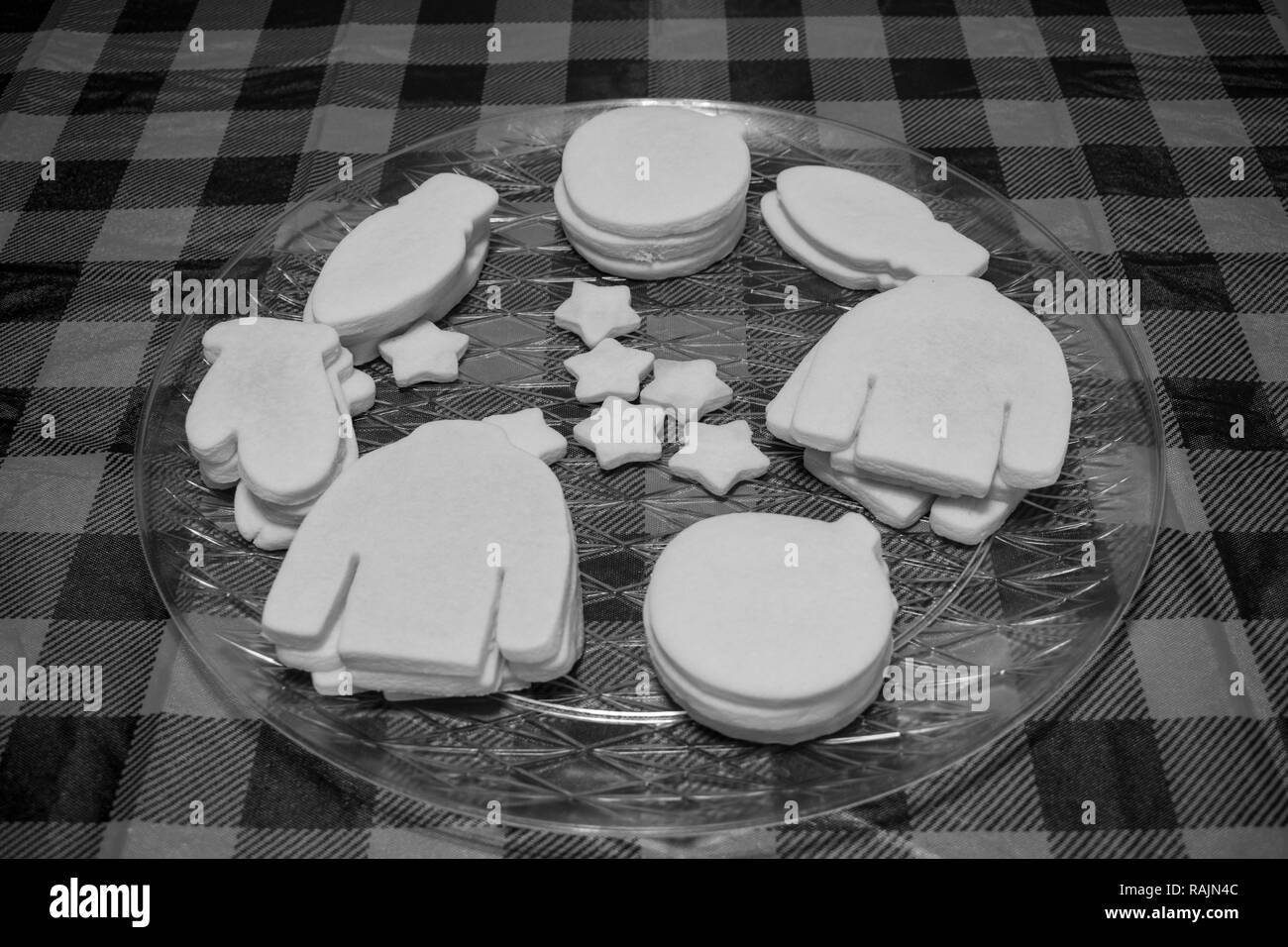 Plate cookies Black and White Stock Photos & Images - Alamy