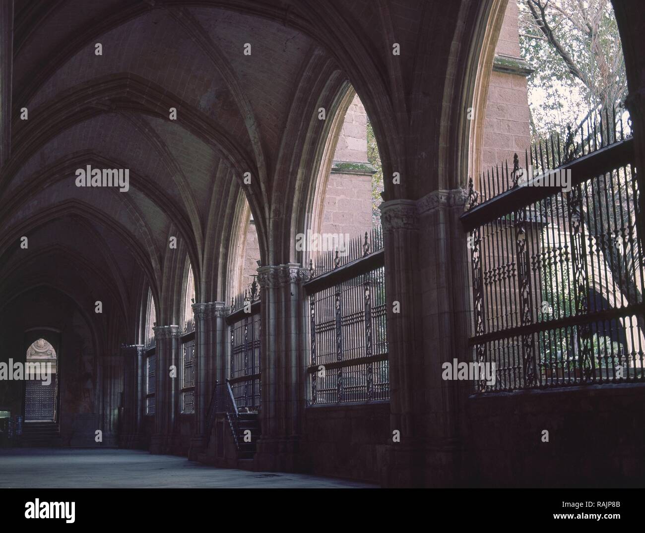 CLAUSTRO. Location: CATEDRAL-INTERIOR. Toledo. SPAIN Stock Photo - Alamy