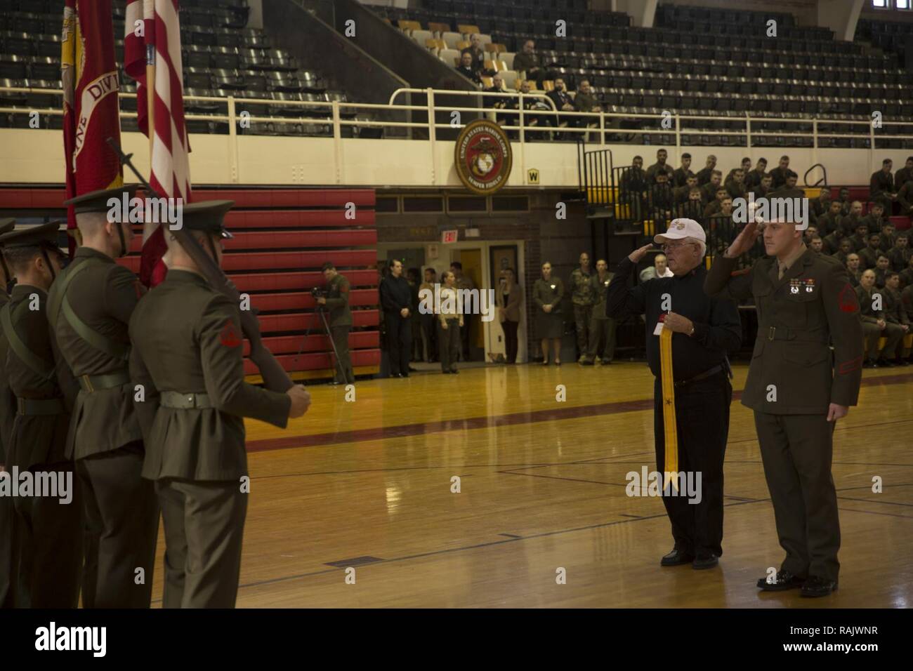 Battle colors rededication ceremony hi-res stock photography and images ...