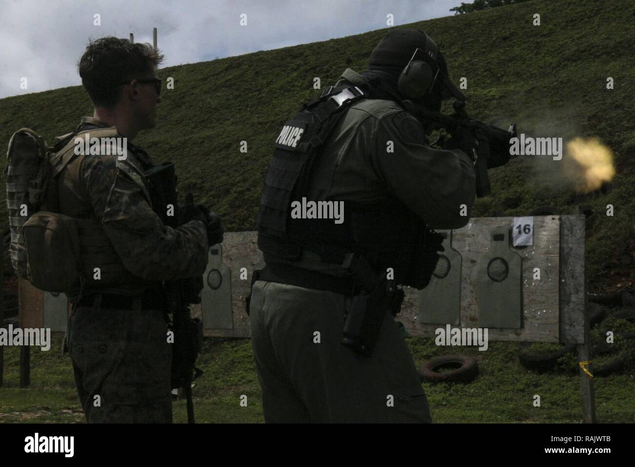 Police officers swat team members hi-res stock photography and images ...