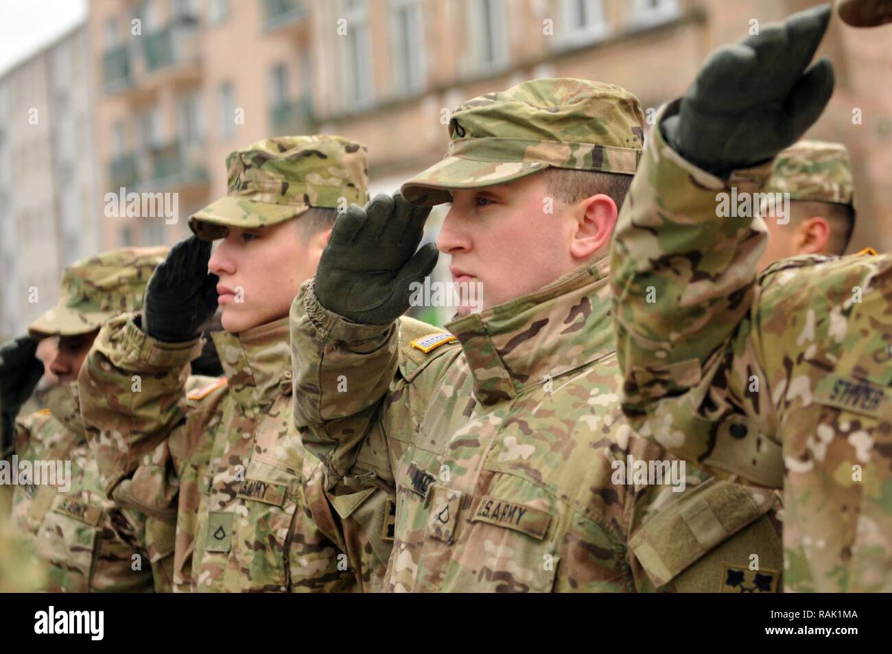 Soldiers assigned to 64th Brigade Support Batallion, 3rd Armored ...