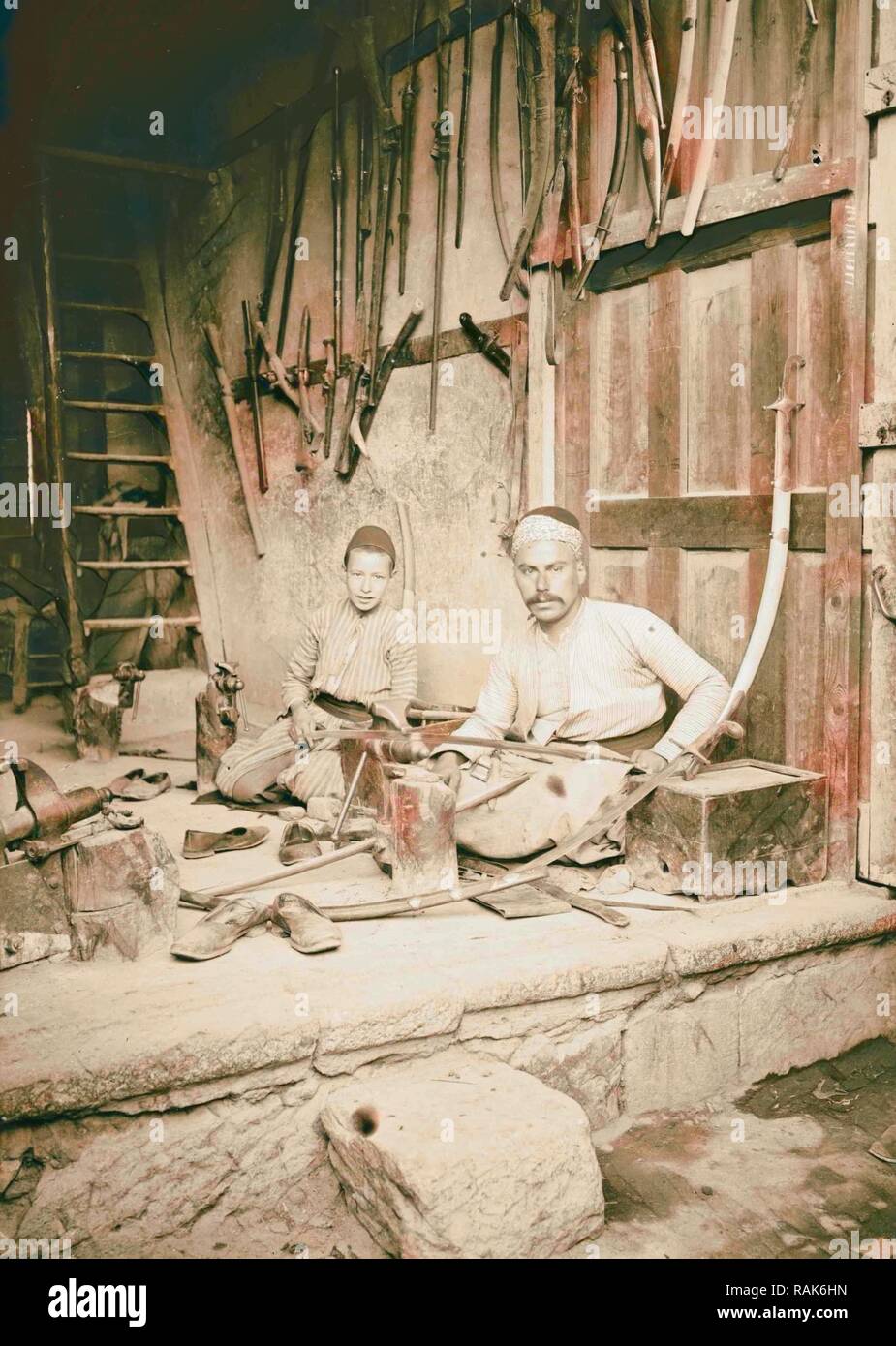 Damascene sword maker 1900, Damascus steel was the forged steel ...