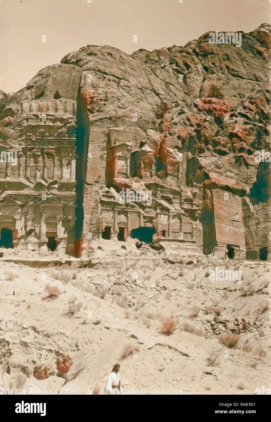 Petra in Transjordan, Corinthian tomb 1900, Jordan, Petra (Extinct city ...