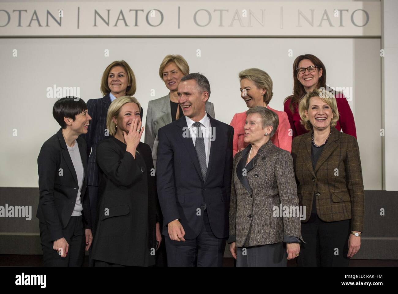 Female defence ministers hi-res stock photography and images - Alamy