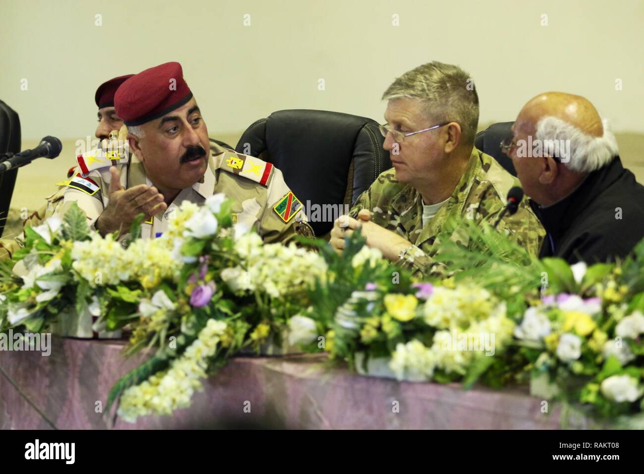 Iraqi Army staff Major General Qassim, commander of the Jazera ...