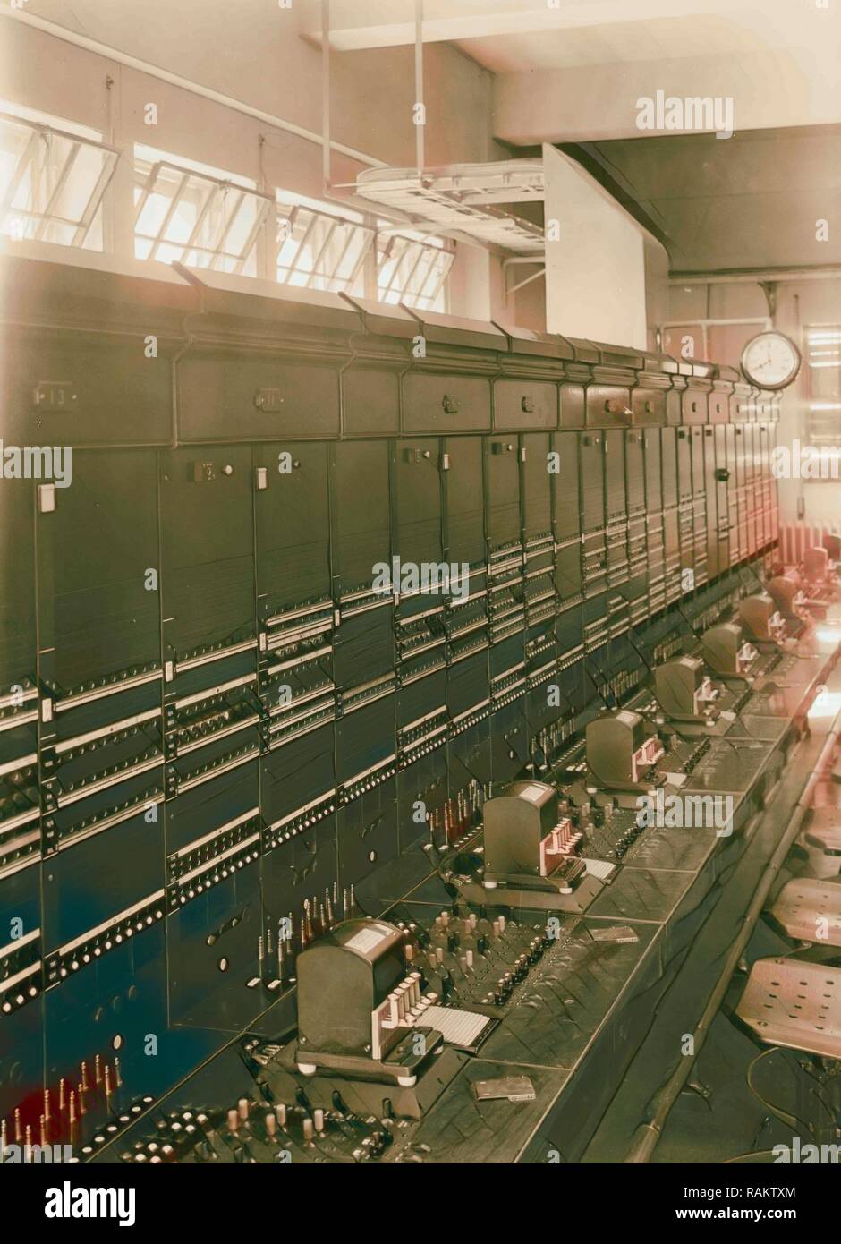 Teliprinter, teleprinter in the police barracks. 1934, Israel ...