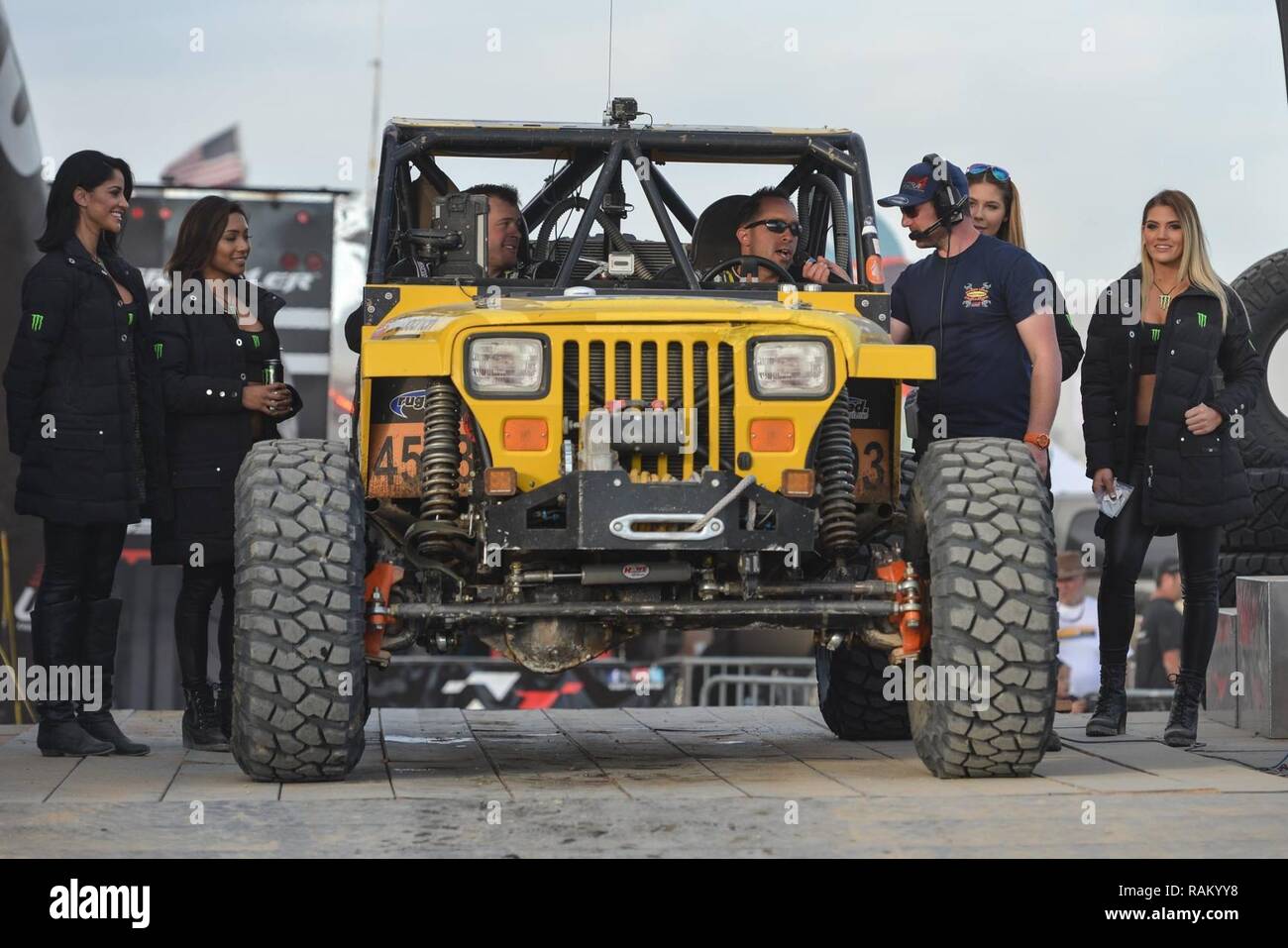 Expeditionary warfare training group pacific hi-res stock photography ...