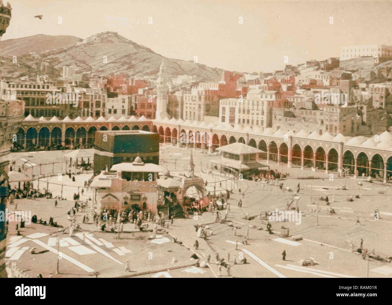 Mecca, ca. 1910. Bird's-eye view of uncrowded Kaaba. 1910, Saudi Arabia ...