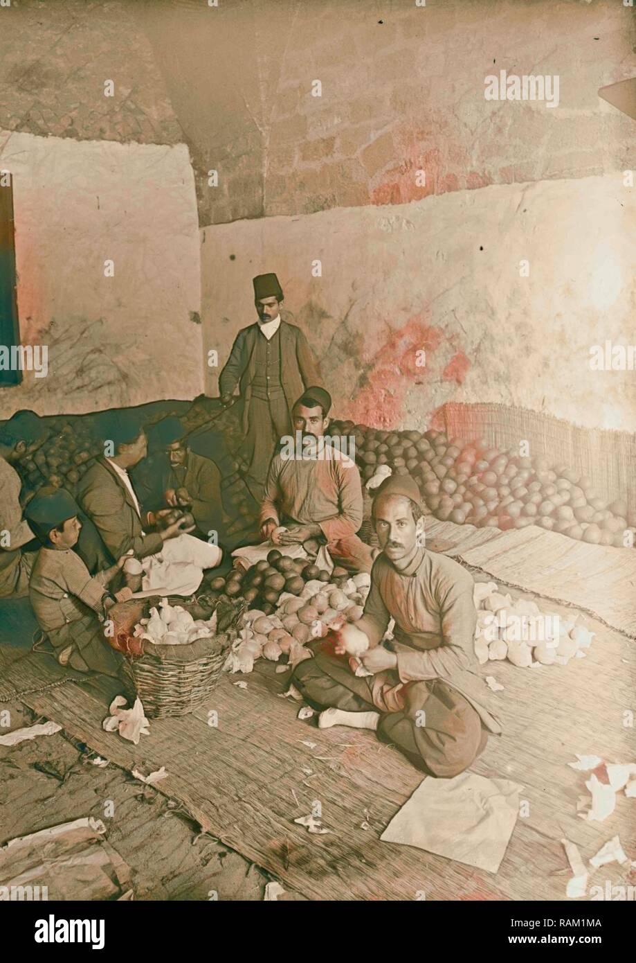 Jaffa orange culture. Wrapping oranges 1900, Israel, Tel Aviv ...