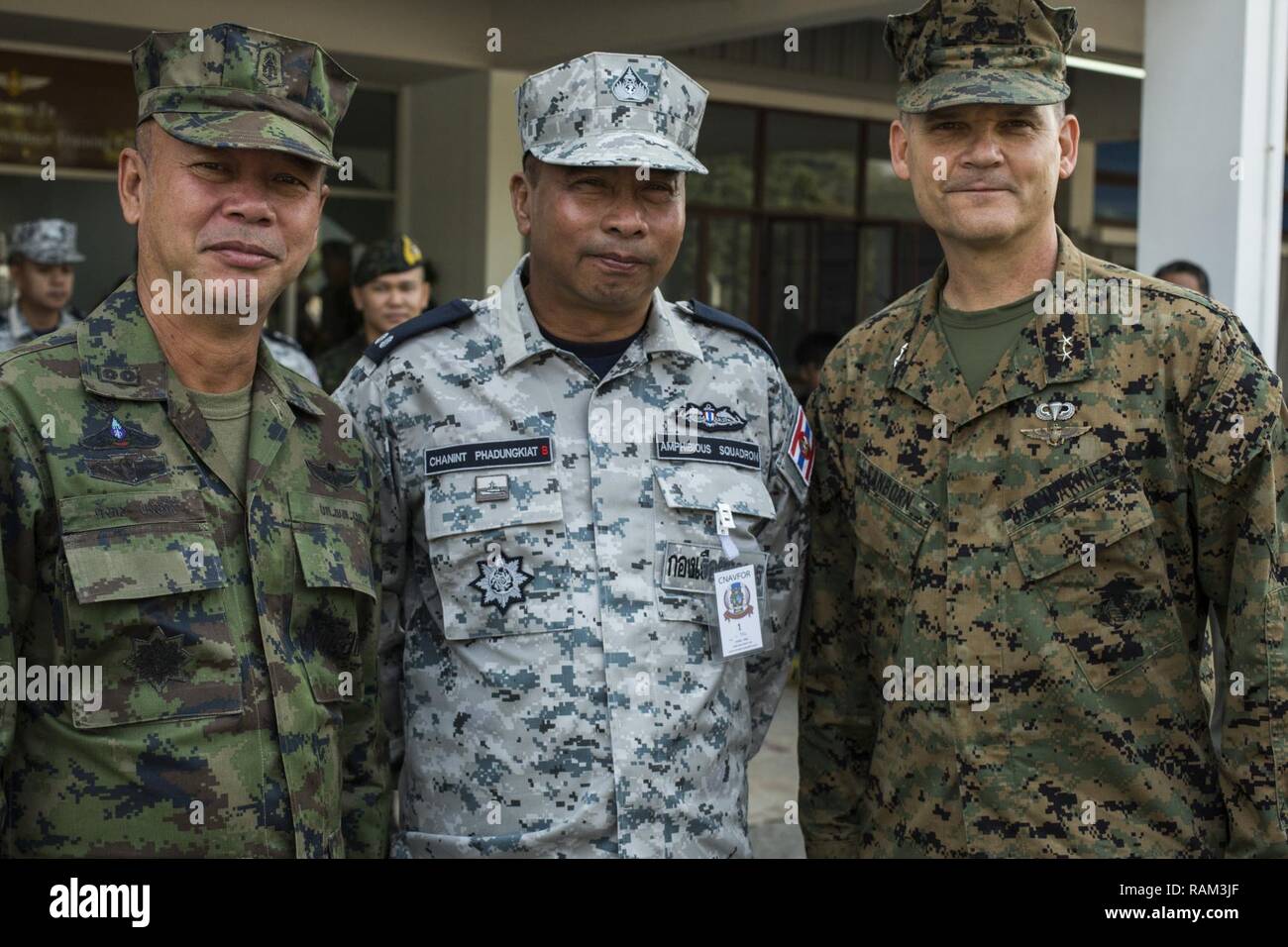 U.S. Marine Corps Maj. Gen. Russell Sanborn (right), 1st Marine ...
