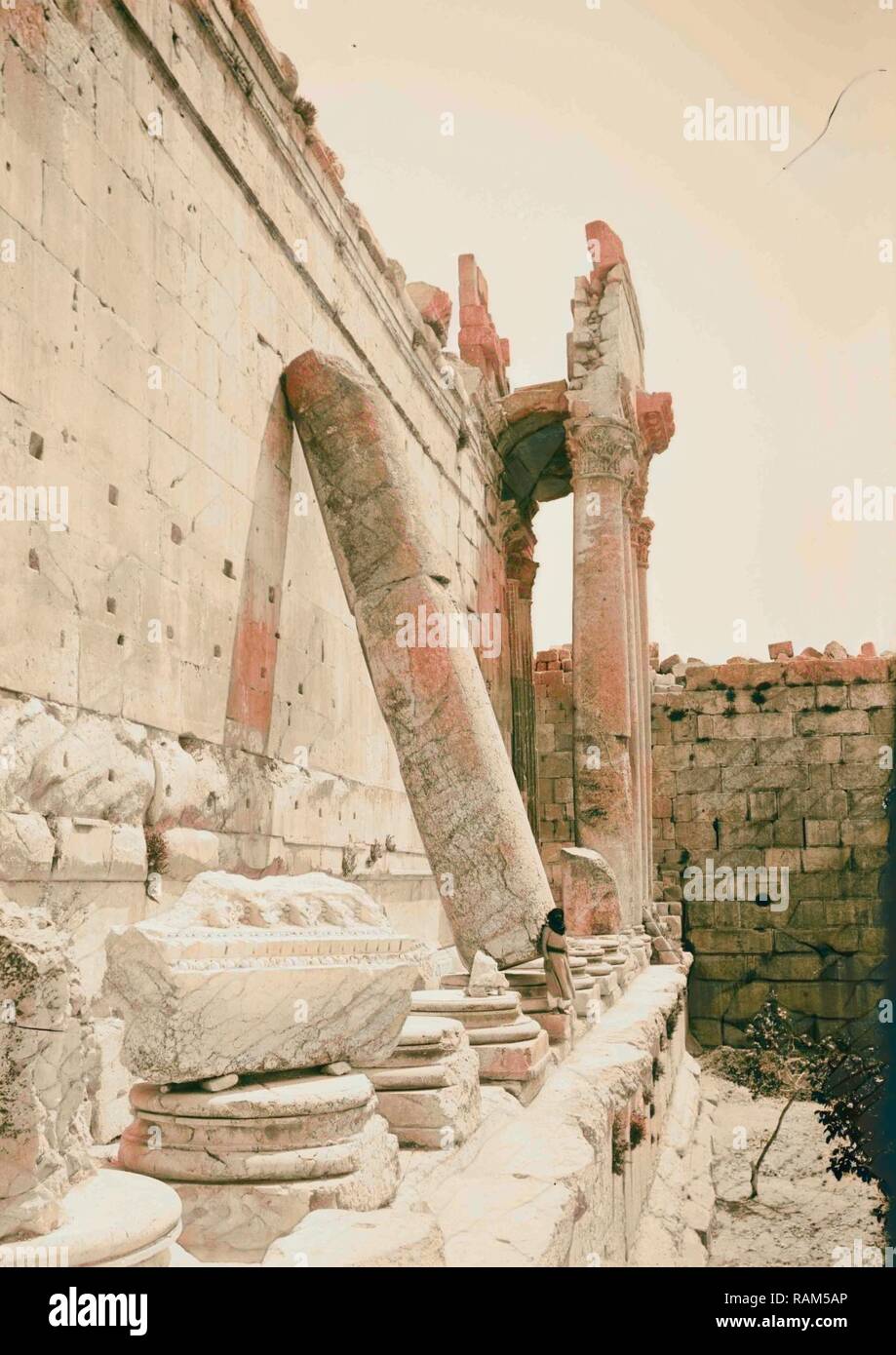 Leaning column of Temple of Jupiter 1900, Middle East, Israel and/or ...