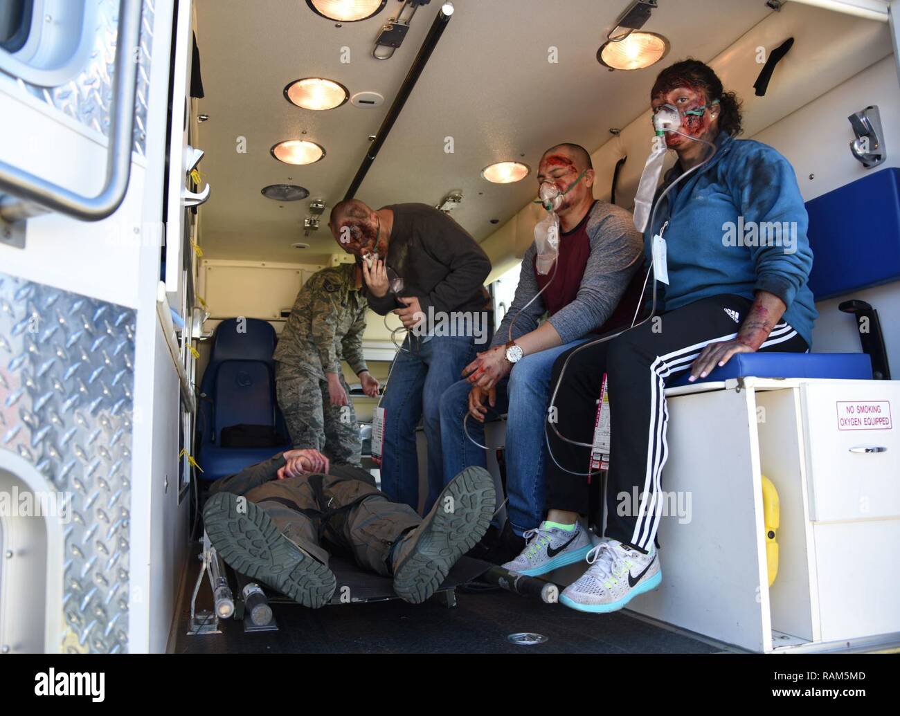 Mass casualty emergency vehicle hi-res stock photography and images - Alamy