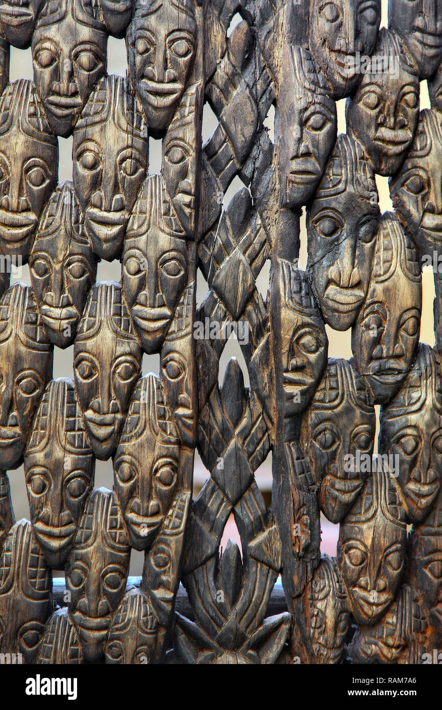 Abstract Vintage Antique African Mask, an old Art Historical creations ...