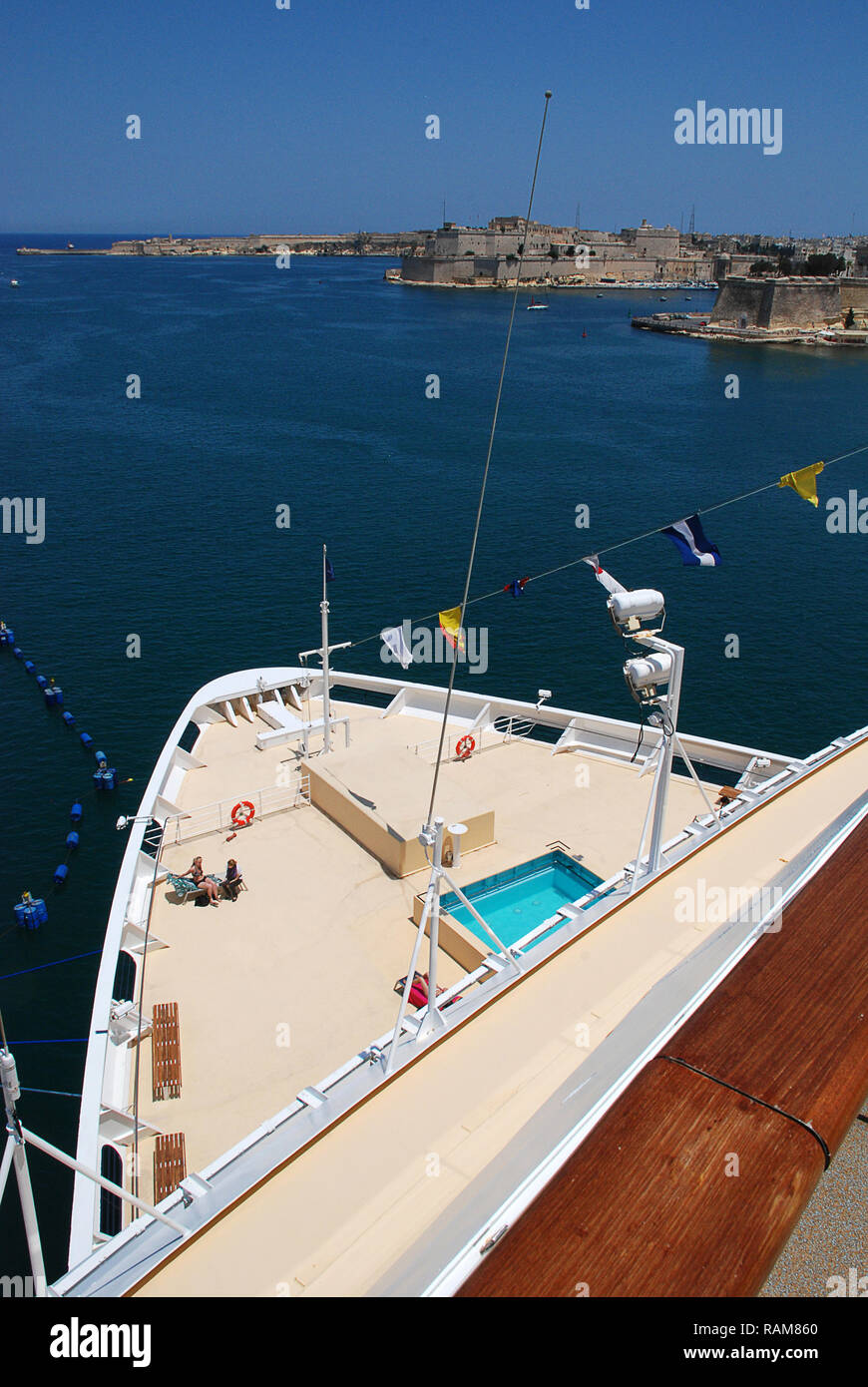 Cruise liner in the port of Valletta, Malta Stock Photo - Alamy
