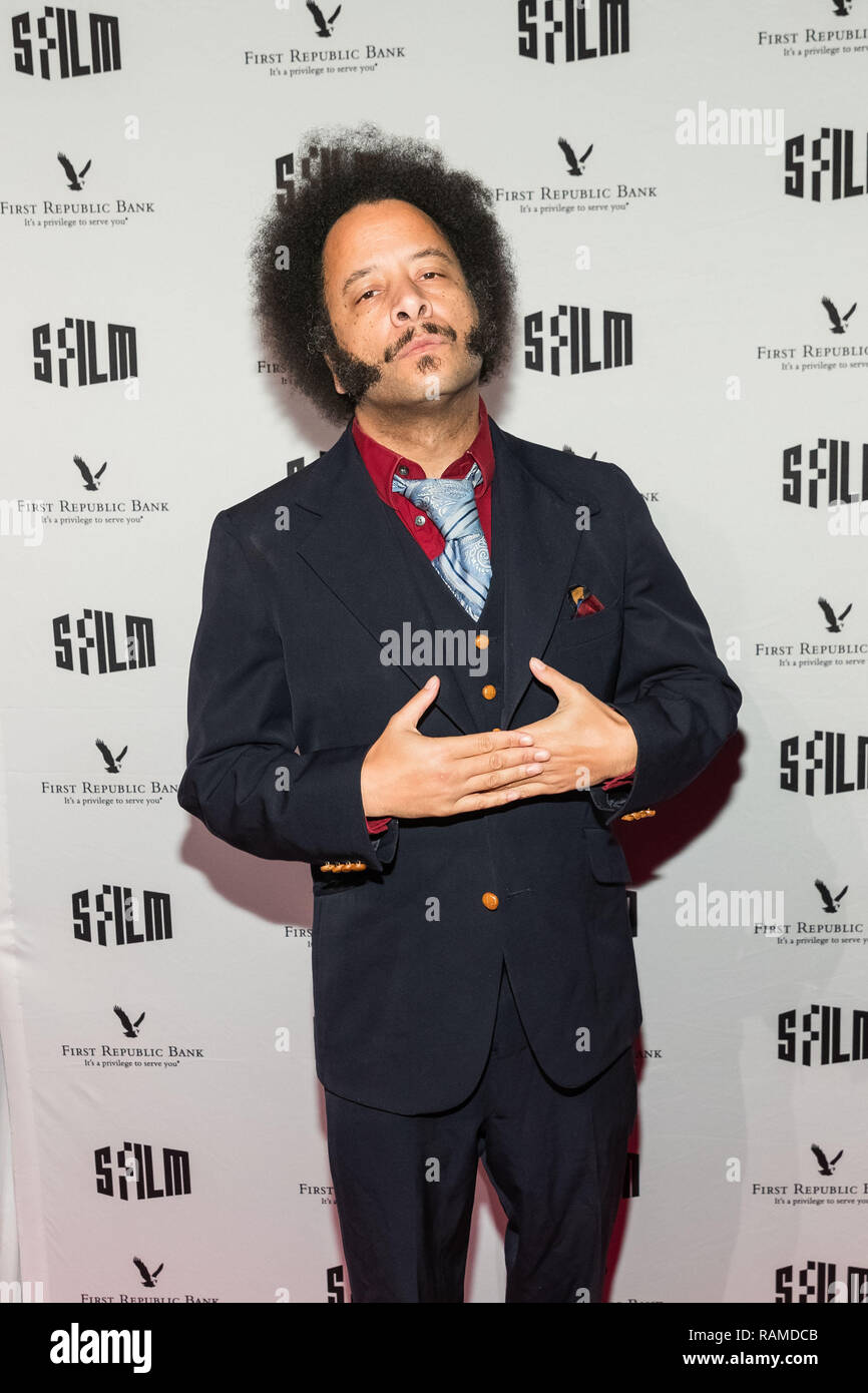 Steve irving hi-res stock photography and images - Alamy