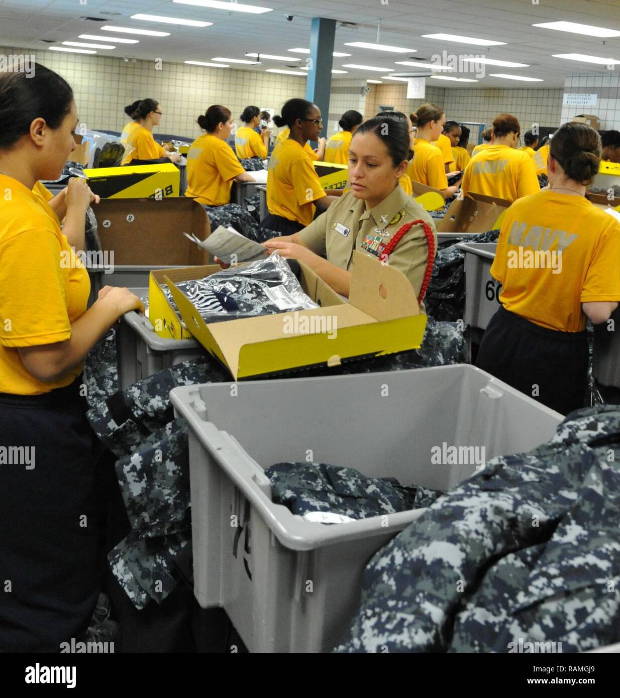 GREAT LAKES, Ill. (Feb. 17, 2017) Logistics Specialist 1st Class Amber ...