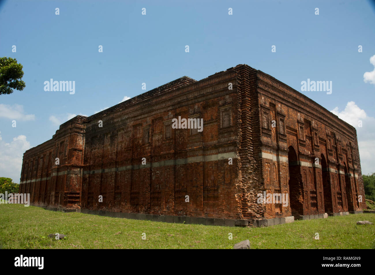 The remaining of Darasbari Mosque, the largest mosque in Bangladesh now ...