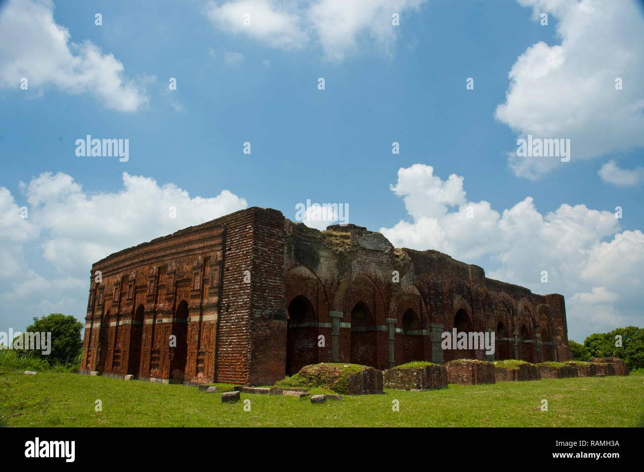 The remaining of Darasbari Mosque, the largest mosque in Bangladesh now ...